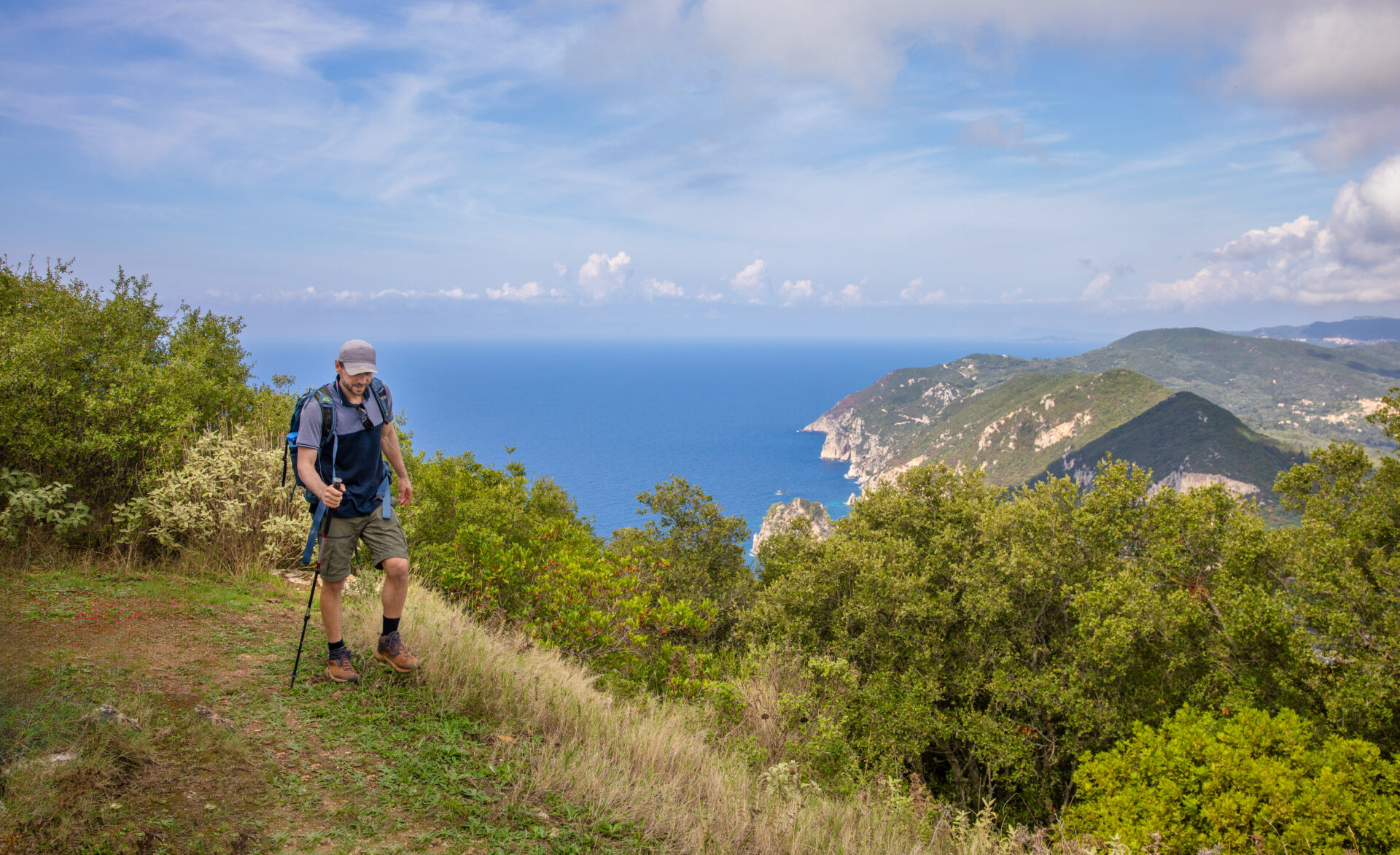 Au delà des montagnes : la Grèce dans les yeux d'Alex | Blogue
